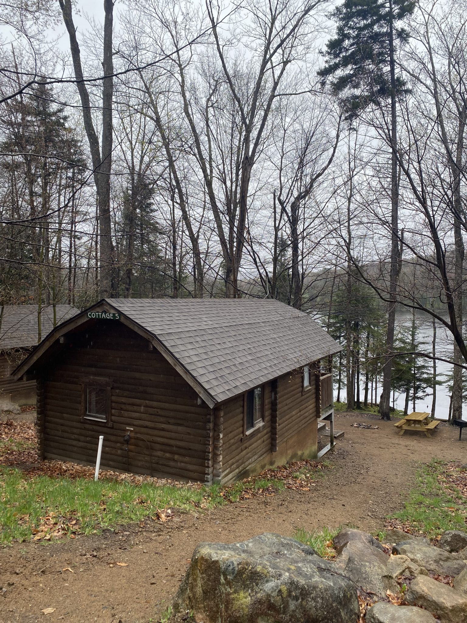 Deluxe Lakeview Camping Cottages - Old Forge Camping